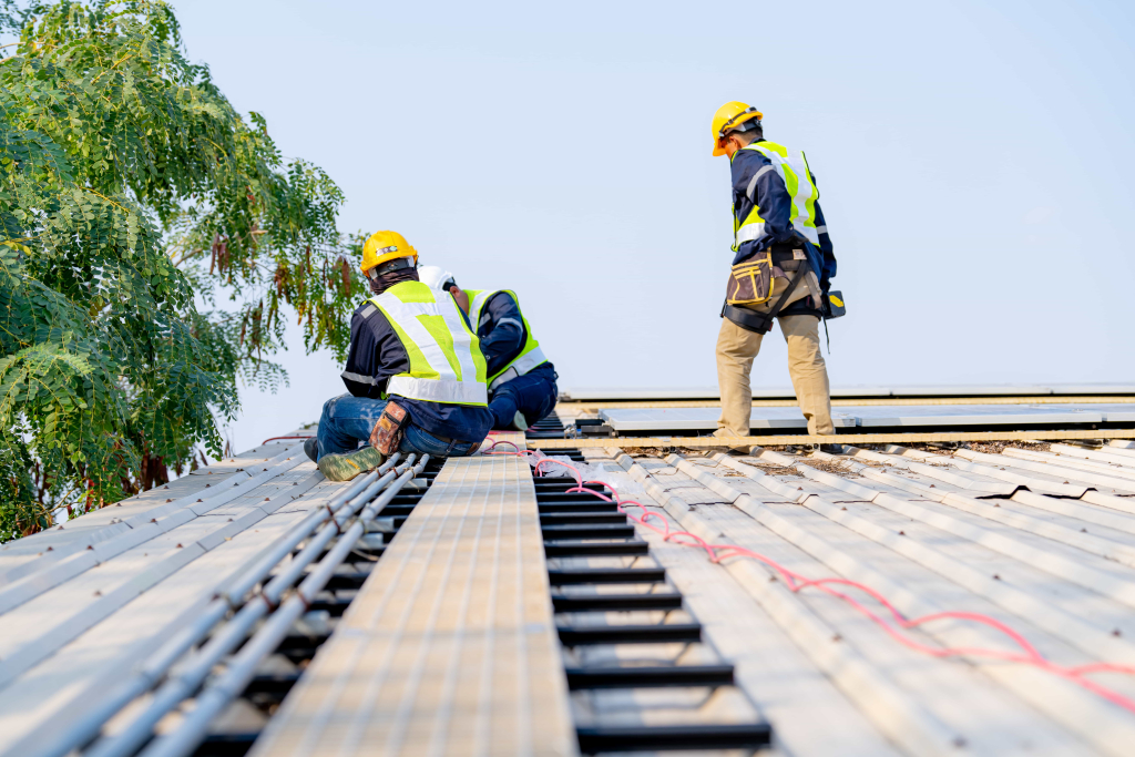 Smart Roofing Materials & Self-Repairing Tech